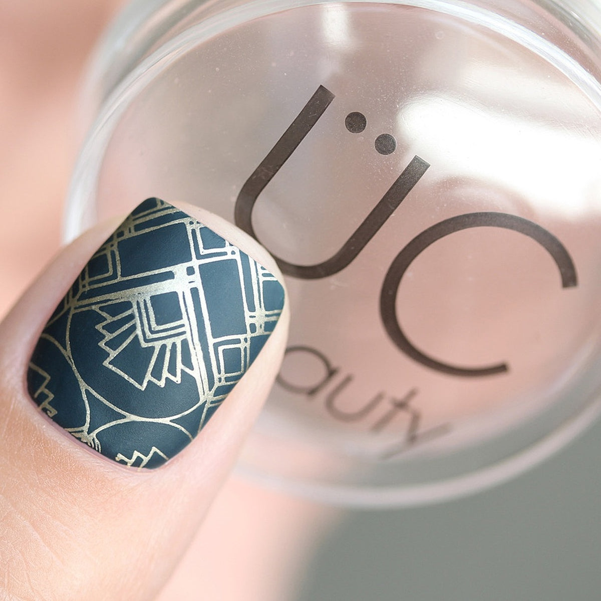 UberChic – nailbasics-ca